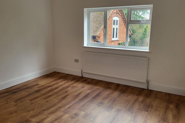 Umberslade Road, Earlswood, Solihull B94, 2 bedroom flat to rent ...