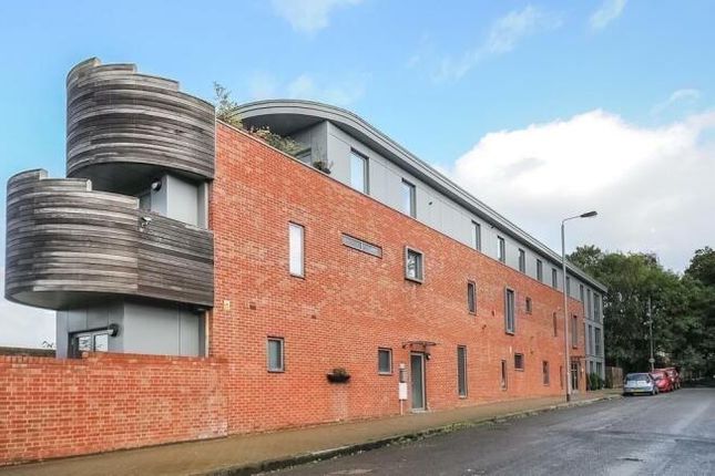 Norstead Place, London SW15, 2 bedroom flat for sale - 70563386 ...
