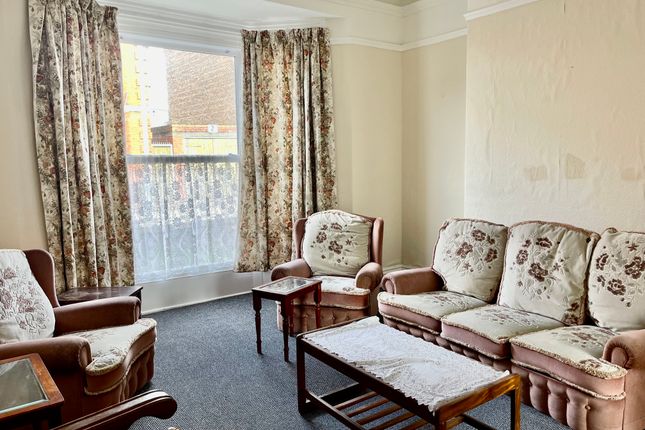 Main Ridge West, Boston PE21, 4 bedroom flat to rent - 58368724 ...