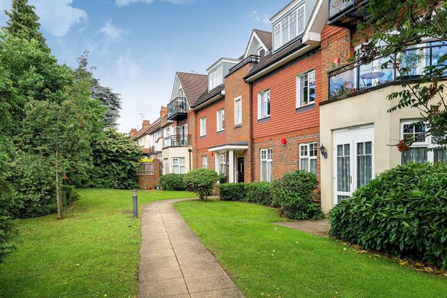 Marsh Road, Pinner HA5, 2 bedroom flat for sale - 59123147 | PrimeLocation