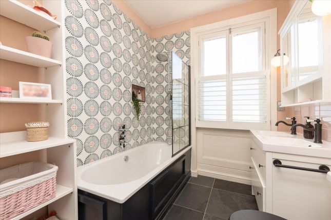 Trinity Road, Wandsworth, London SW17, 6 bedroom detached house for ...