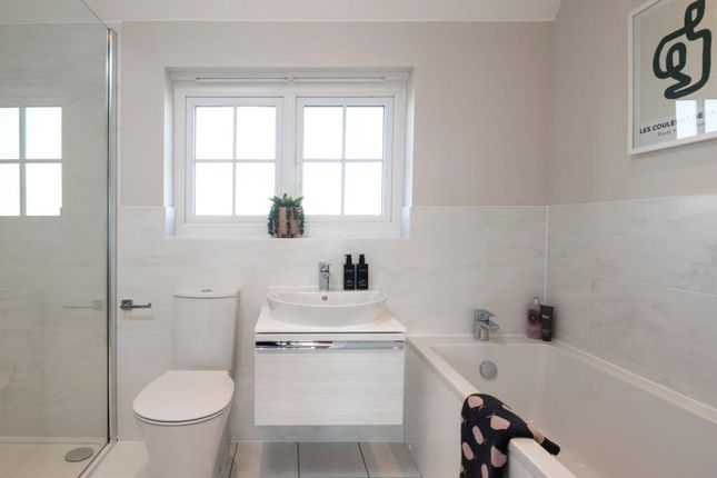 Harvest Rise - Redrow Homes, Arundel Road, Angmering, West Sussex BN16 ...