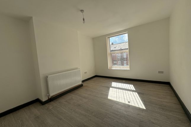 Sandhurst Terrace, Leeds LS8, 2 bedroom terraced house for sale ...
