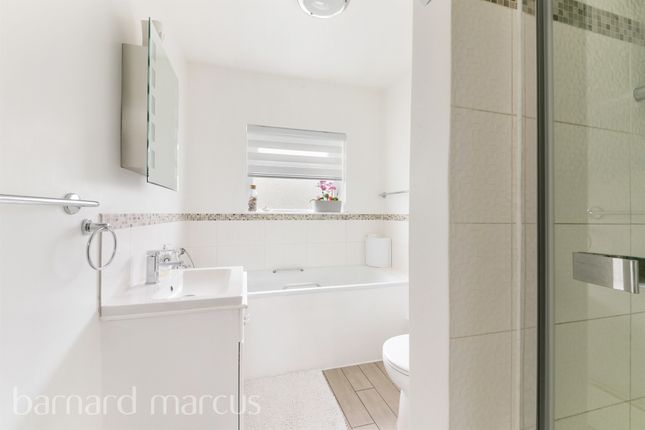 Times Square, High Street, Sutton SM1, 2 bedroom maisonette for sale ...