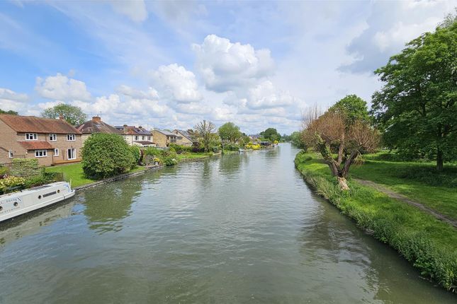 River Court, Ferry Lane, Cambridge CB4, 2 bedroom flat to rent ...