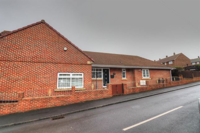 Nesham Place Houghton Le Spring Dh5 4 Bedroom Detached Bungalow For