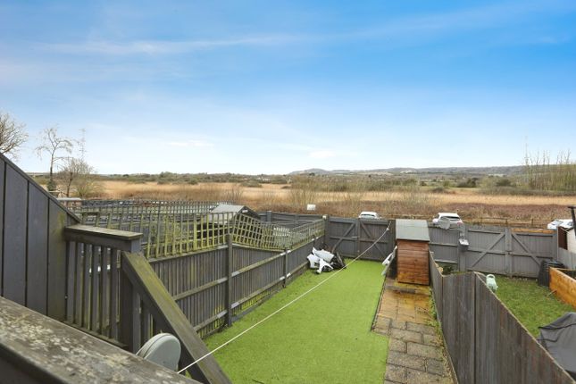 Hall Road, Wouldham, Rochester ME1, 3 bedroom town house for sale ...