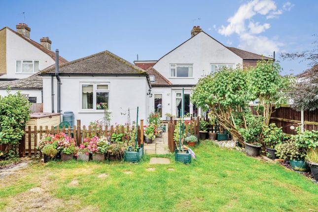 Chadacre Road, Stoneleigh, Epsom KT17, 4 bedroom semi-detached house ...