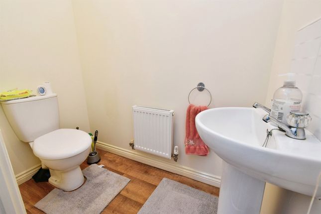 Ffordd Y Glowyr, Godrergraig, Swansea SA9, 4 bedroom detached house for ...