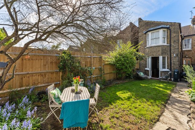 Leybourne Road, London E11, 2 bedroom flat for sale - 64581107 ...