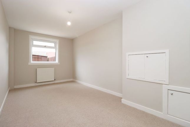 Cameron Way, Knightsridge, Livingston EH54, 3 bedroom terraced house ...