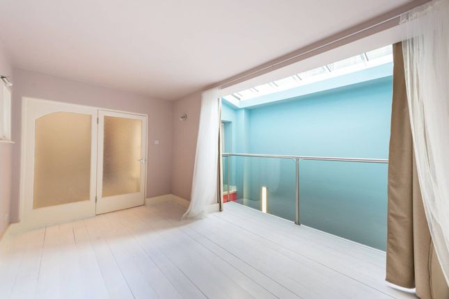 Powis Terrace, Notting Hill, London W11, 2 bedroom maisonette to rent ...