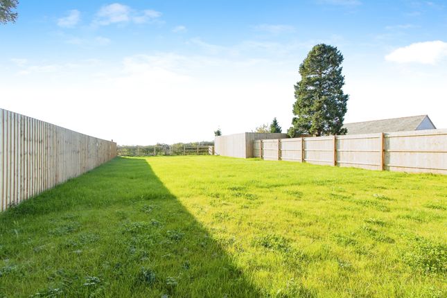 Watts Quarry Lane, Somerton TA11, 4 bedroom terraced house for sale ...