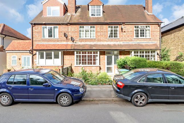 Common Road, Claygate, Esher KT10, 3 bedroom terraced house for sale ...