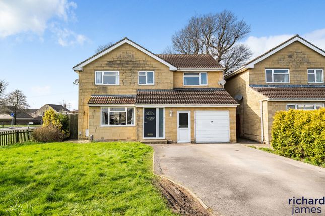Rother Close Haydon Wick Swindon Sn25 4 Bedroom Detached House For