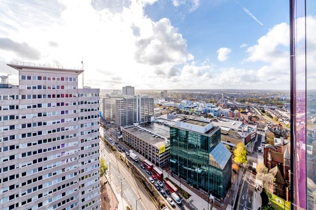 Pinnacle Apartments, Saffron Square, Croydon CR0, studio for sale ...