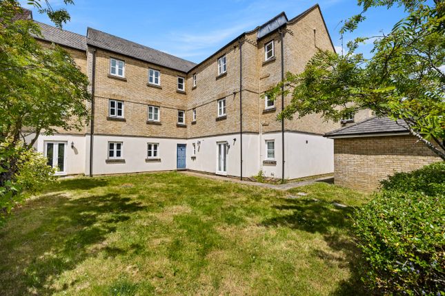 2 bed flat for sale in Ref: Sb - Trist Way, Ifield Green RH11 ...