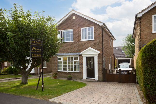 Flaxman Croft, Copmanthorpe, York YO23, 3 bedroom detached house for ...