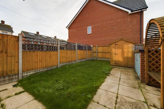 Long Furlong Drive, Slough SL2, 3 bedroom end terrace house for sale ...