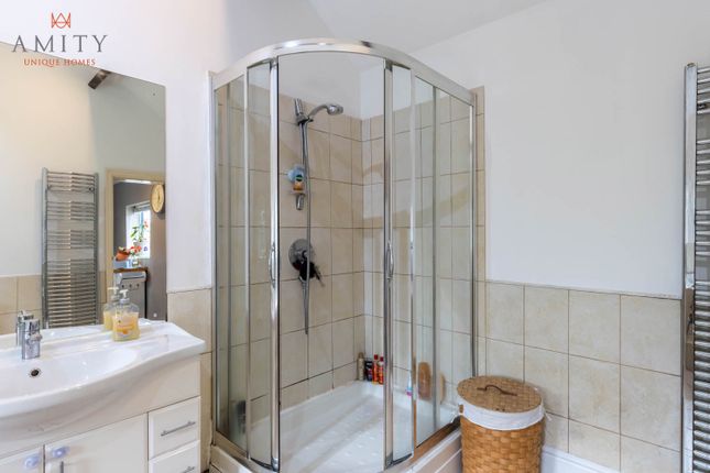 Perry Barr Locks, Walsall Road, Great Barr, Birmingham B42, 4 bedroom ...