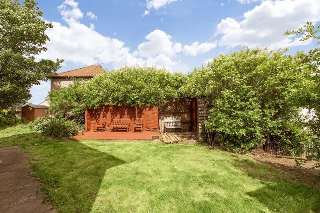 Restalrig Crescent, Edinburgh EH7, 2 bedroom flat for sale - 55974470 ...