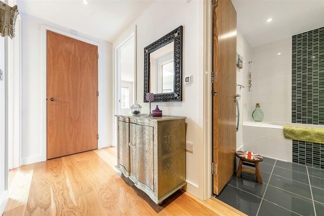 Arcadian Place, London SW18, 1 bedroom flat for sale - 52355103 ...