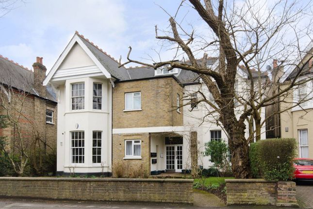 Madeley Road, Ealing Broadway, London W5, 2 bedroom flat to rent ...