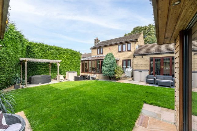 Cromwell Court, Bradford, West Yorkshire BD9, 3 bedroom detached house ...