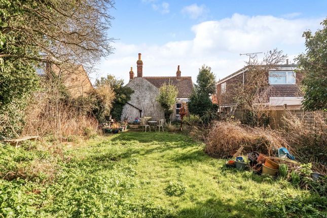 Cliff View Road, Cliffsend, Ramsgate, Kent CT12, 3 bedroom bungalow for ...