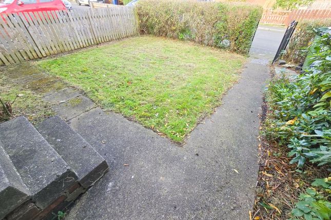 June Avenue, Winlaton Mill, Blaydon-On-Tyne NE21, 2 bedroom semi ...