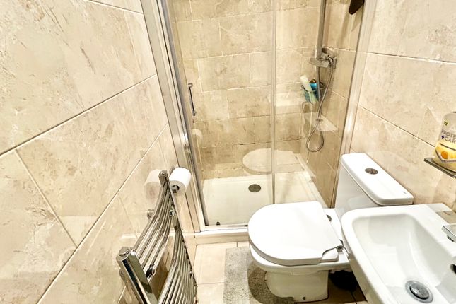 Hawthorn Crescent, Oldham OL8, 5 bedroom semi-detached house for sale ...