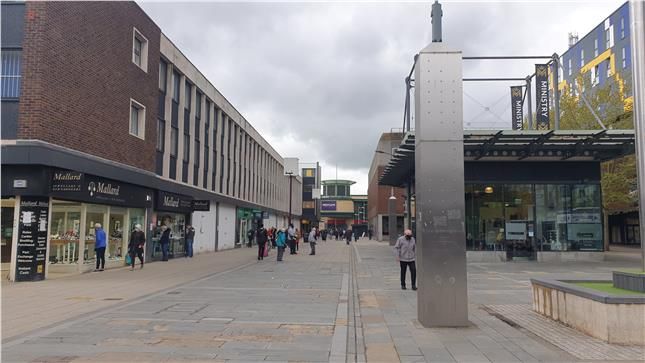 23, Town Square, Basildon, Essex SS14, retail premises to let ...