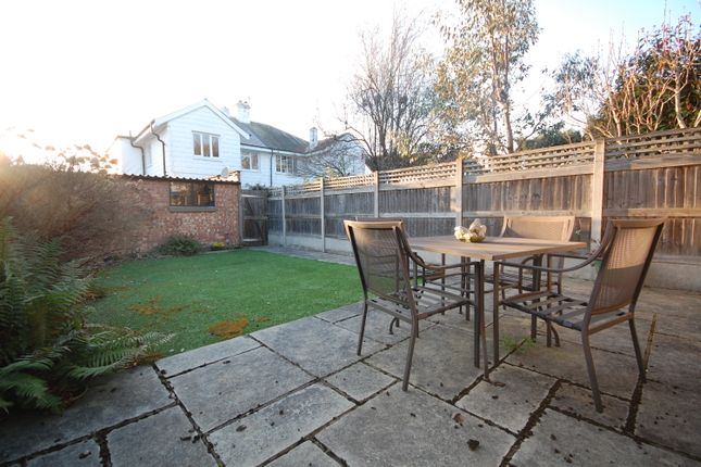 Harvard Road, Isleworth TW7, 3 bedroom flat to rent - 69603333 ...