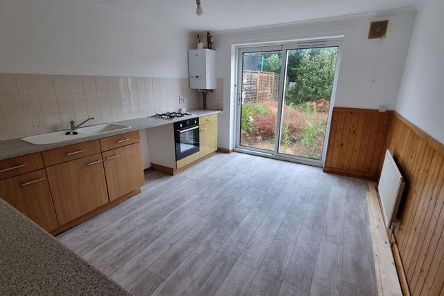 Primrose Close, Kettering NN16, 2 bedroom terraced house to rent ...