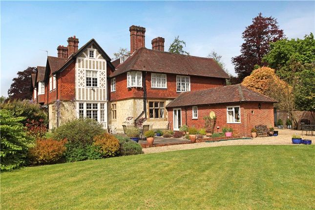 Houses for Sale in Greatham, Hampshire - Greatham, Hampshire Houses to ...