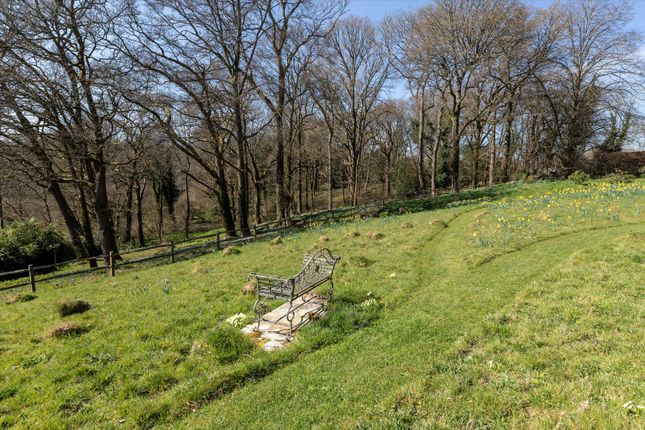 Pickhurst Road, Chiddingfold, Godalming, Surrey GU8, 5 bedroom detached ...