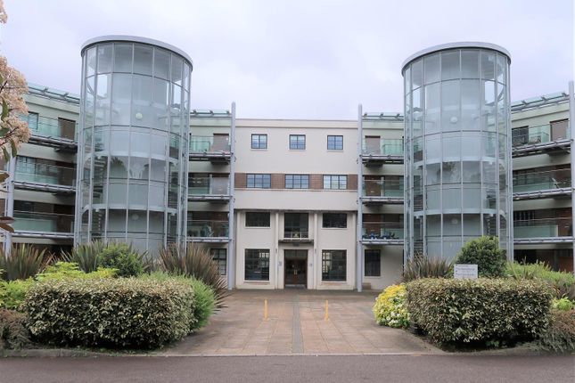 Hayes Road, Sully, Penarth CF64, 1 bedroom flat for sale - 61575413 ...