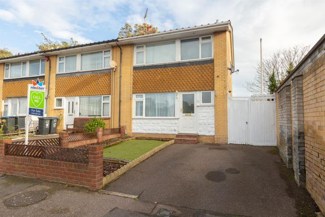 Yew Tree Gardens Birchington Ct7 3 Bedroom End Terrace House For Sale