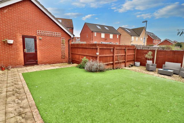 Sarah Rand Road, Hadleigh IP7, 4 bedroom detached house for sale ...