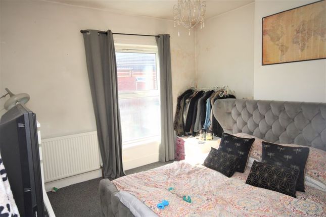 Whitby Avenue, Hull HU8, 2 bedroom terraced house for sale - 61769408 ...