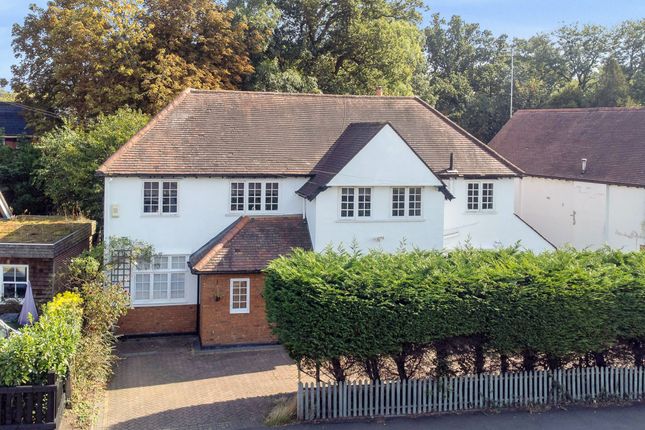 Homes For Sale In Cannon Lane Pinner Ha5 Buy Property In Cannon Lane