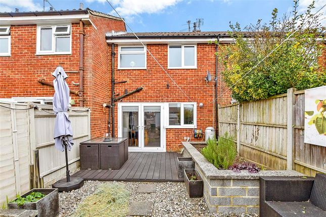 Beech Road, Horsham, West Sussex RH12, 3 bedroom terraced house for ...