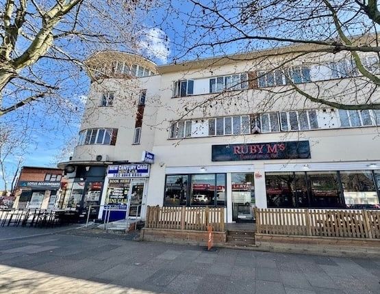 The Turret, Rayners Lane, Harrow HA2, 1 bedroom flat for sale ...