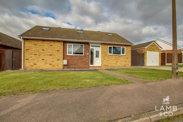 Hazelwood Crescent, Little Clacton, Clacton-On-Sea CO16, 4 bedroom ...