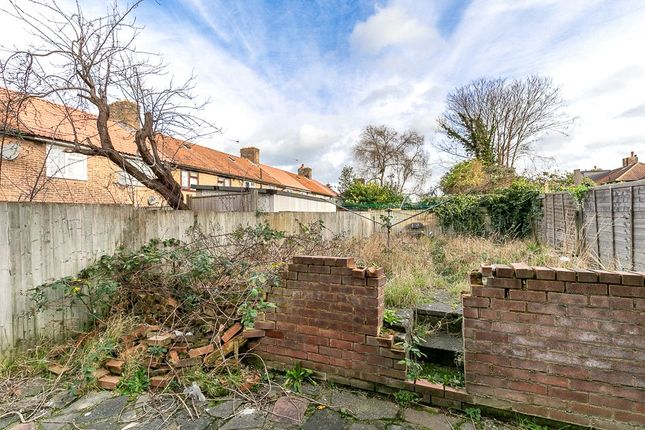 Cranmore Road Bromley Kent Br1 3 Bedroom End Terrace House For Sale