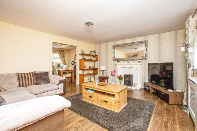 Finnart Square, Glasgow G40, 4 bedroom end terrace house for sale ...