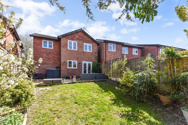 Valley Park Drive, Clanfield, Waterlooville PO8, 5 bedroom detached ...