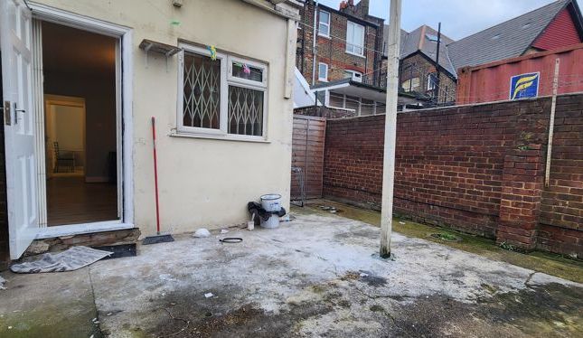 Lordship Lane, London N22, studio to rent - 66251706 | PrimeLocation