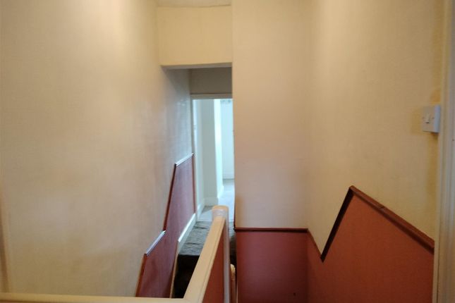Van Road, Caerphilly CF83, 3 bedroom terraced house for sale - 67247524 ...