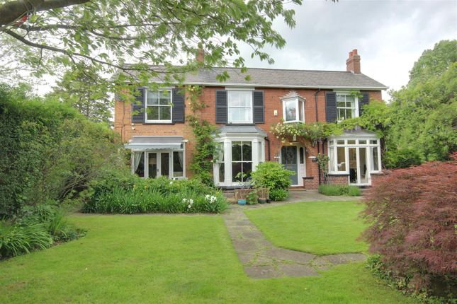 Great Gutter Lane, Willerby, Hull HU10, 6 bedroom cottage for sale ...